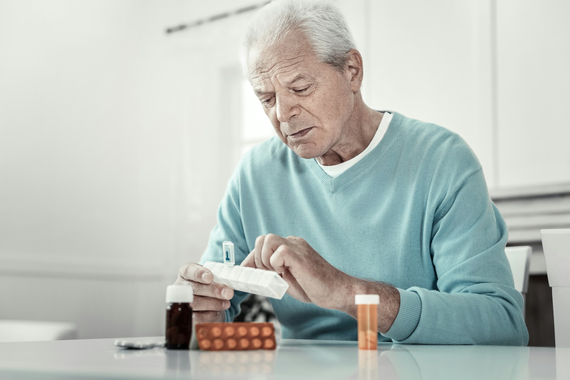 Managing Senior Medication at Home Made Easy